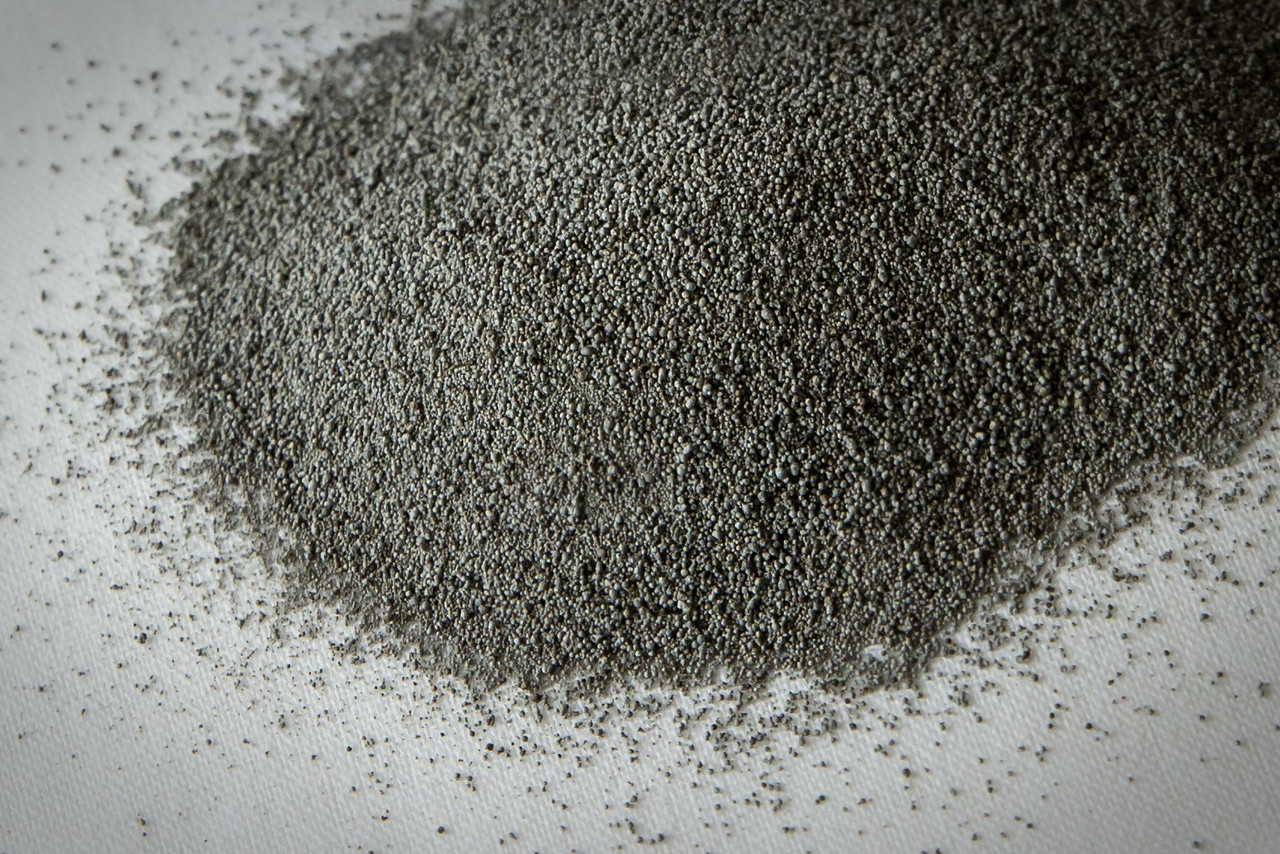 Ladle and tundish covering granulated powders